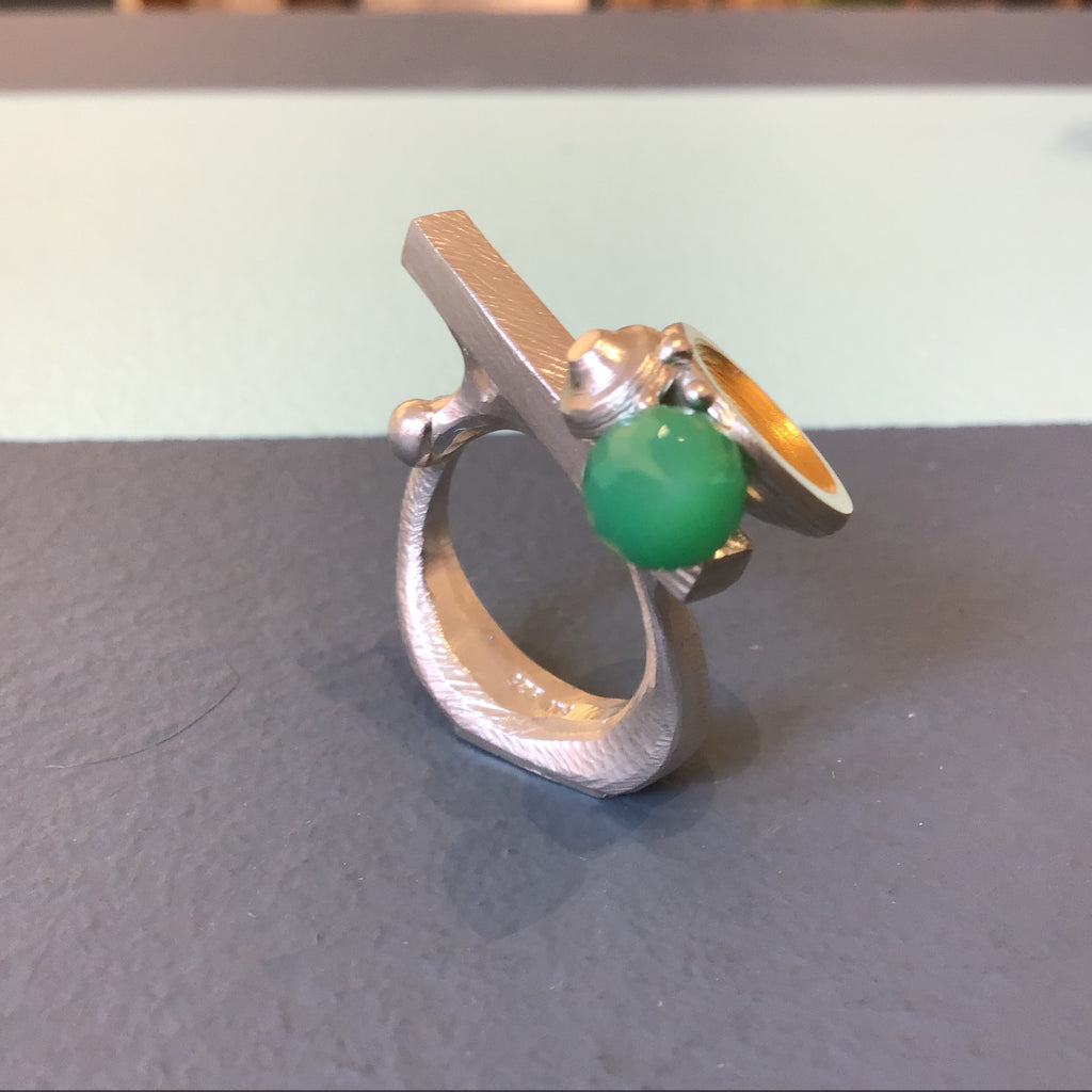 SÆRE FORMER - unikaringe – Dina Vejling - Dansk kunsthåndværk